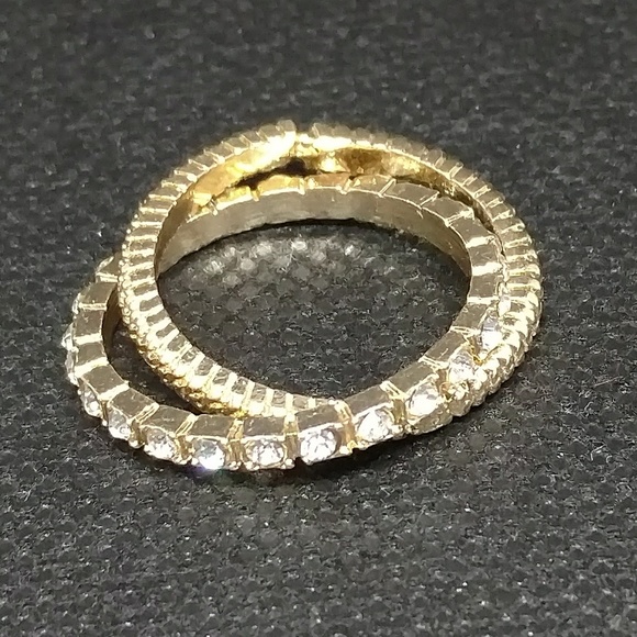 Jewelry | Interlocking Gold Tone Bands Size 75 | Poshmark